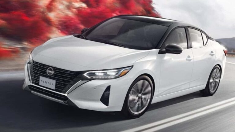 Nissan Sentra 2025 estreia na Argentina e está a caminho do Brasil